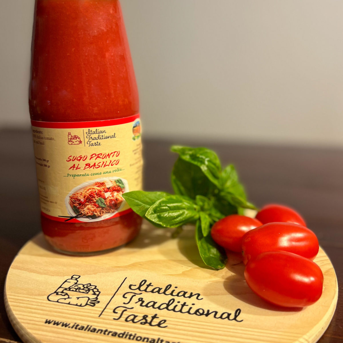 Sugo al Basilico - Italian Traditional Taste
